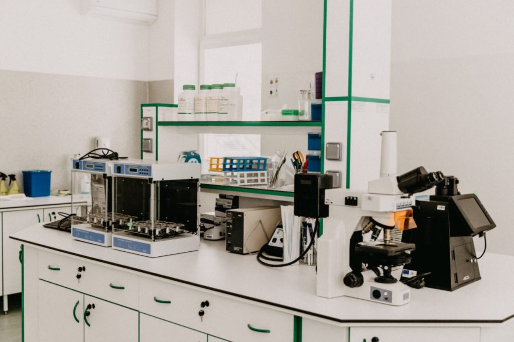 Understanding Different Types of Lab Equipment and Their Uses